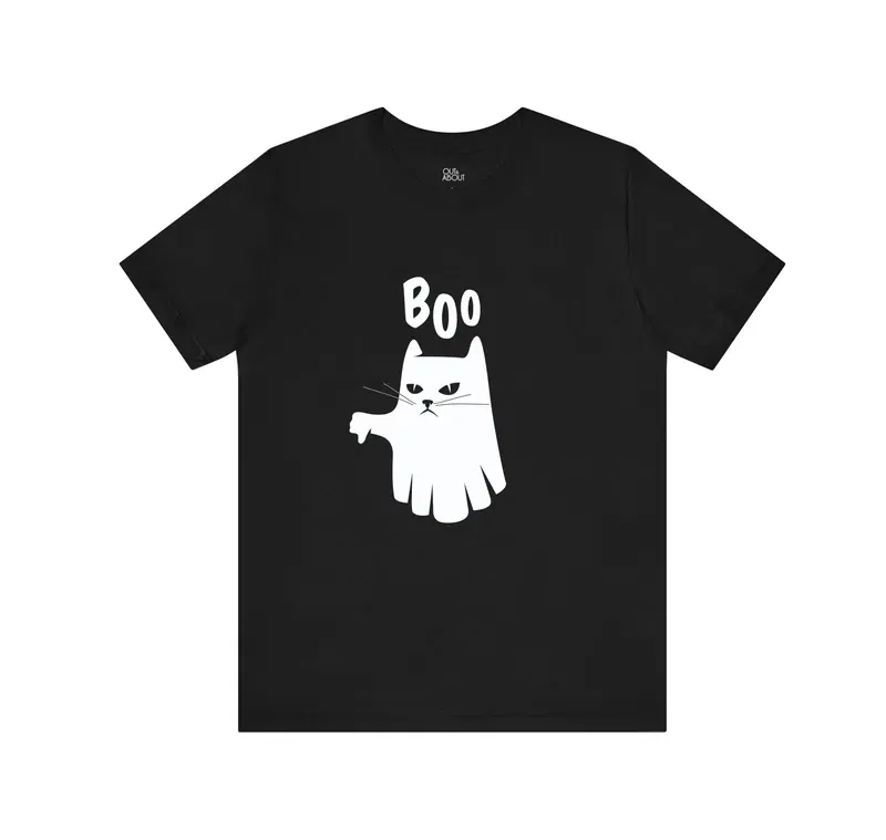 בייסיק טי BOO - Out & About.