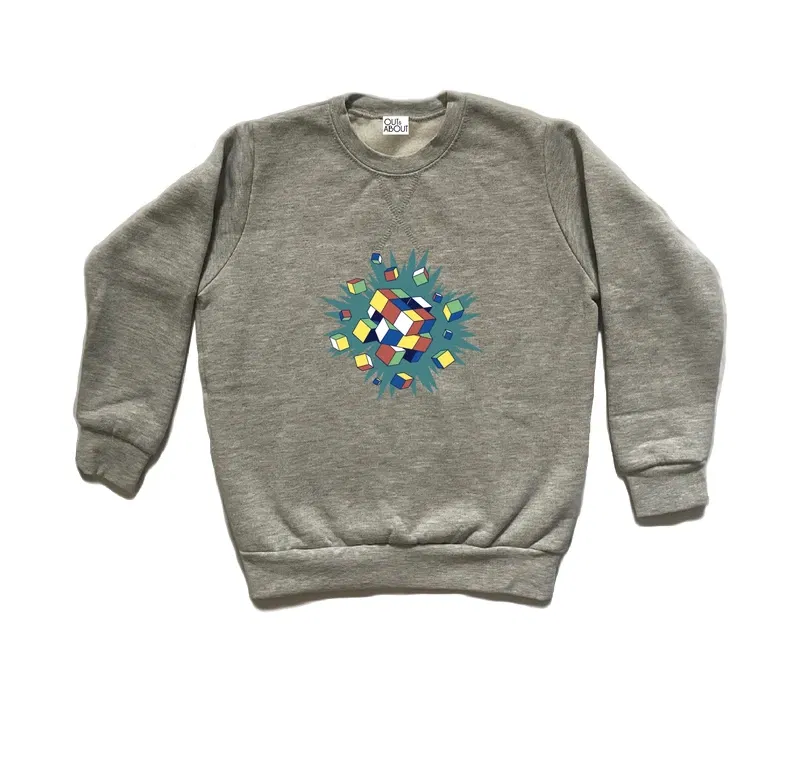 סווטשירט exploding rubik cube - Out & About.